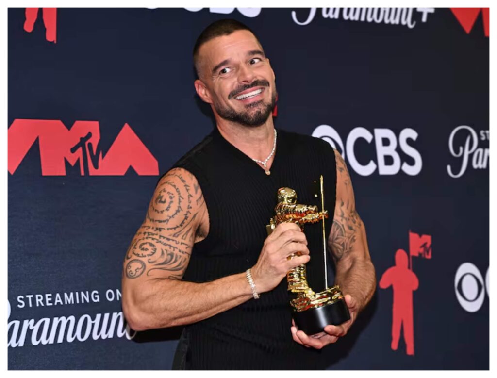 Ricky Martin hace historia y recibe el ‘Latin Icon Award’ en los MTV ...